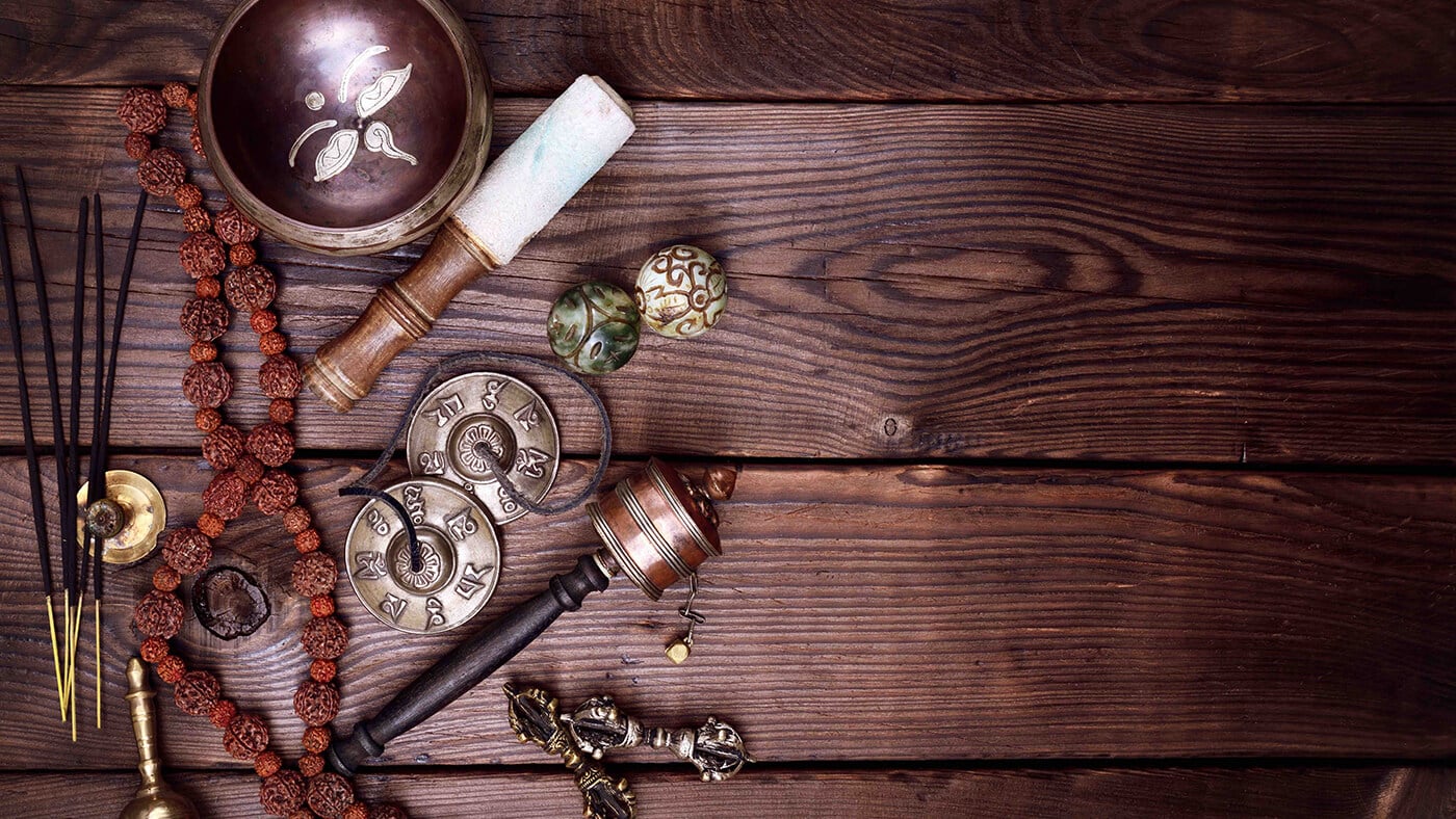 Rak Razam shop: Get books and documentaries